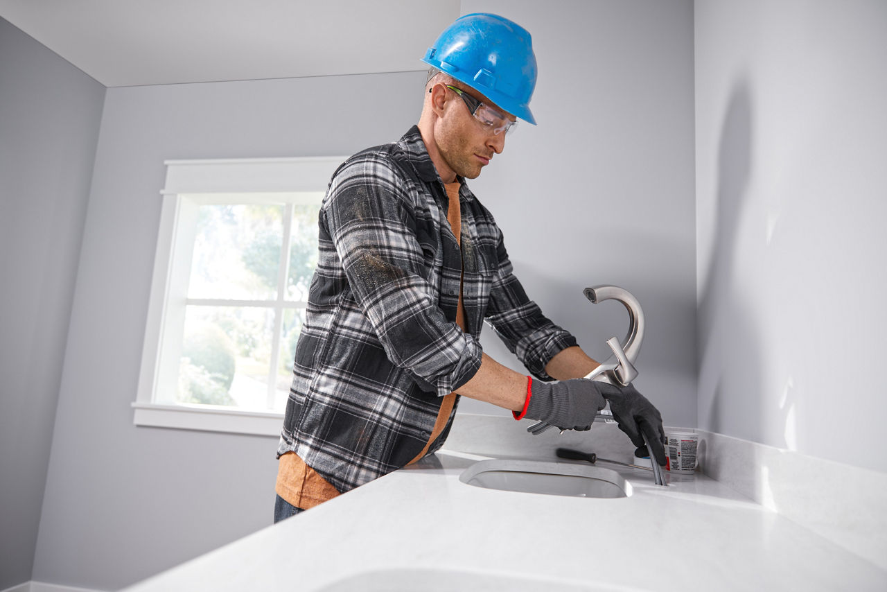 Vikrell Baths & Showers | Sterling Plumbing
